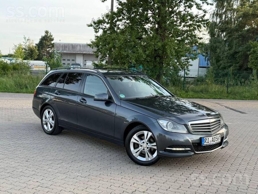 Pelēks Mercedes-Benz c-220 2014 Rīga, ar dzinēja tilpumu 2.00 L un nobraukumu 0 tūkst. km par 5850 €, foto 7 vietnē AUTOMOTO.COM.LV