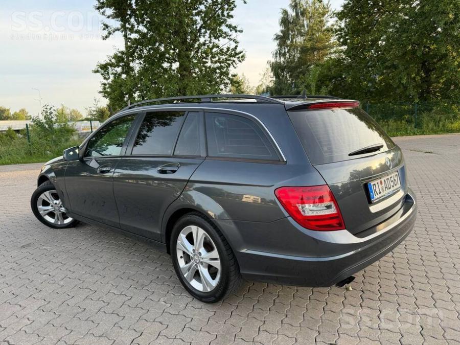 Pelēks Mercedes-Benz c-220 2014 Rīga, ar dzinēja tilpumu 2.00 L un nobraukumu 0 tūkst. km par 5850 €, foto 8 vietnē AUTOMOTO.COM.LV