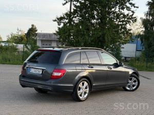 Pelēks Mercedes-Benz c-220 2014 Rīga, ar dzinēja tilpumu 2.00 L un nobraukumu 0 tūkst. km par 5850 €, foto 11 vietnē AUTOMOTO.COM.LV