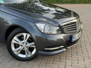 Pelēks Mercedes-Benz c-220 2014 Rīga, ar dzinēja tilpumu 2.00 L un nobraukumu 0 tūkst. km par 5850 €, foto 12 vietnē AUTOMOTO.COM.LV
