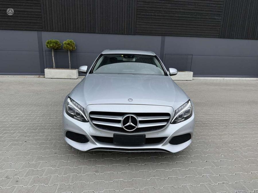 Pelēks Mercedes-Benz c-220 2014 Šauļi, ar dzinēja tilpumu 2.14 L un nobraukumu 203 tūkst. km par 8200 €, foto 3 vietnē AUTOMOTO.COM.LV