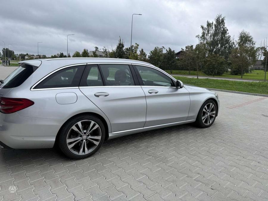 Pelēks Mercedes-Benz c-220 2014 Šauļi, ar dzinēja tilpumu 2.14 L un nobraukumu 203 tūkst. km par 8200 €, foto 6 vietnē AUTOMOTO.COM.LV