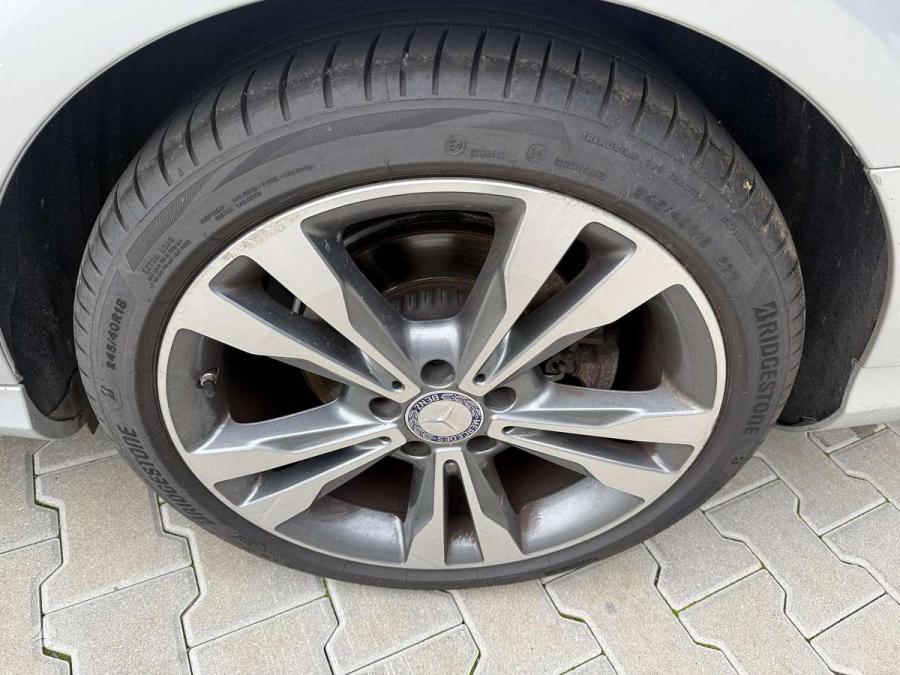 Pelēks Mercedes-Benz c-220 2014 Šauļi, ar dzinēja tilpumu 2.14 L un nobraukumu 203 tūkst. km par 8200 €, foto 17 vietnē AUTOMOTO.COM.LV