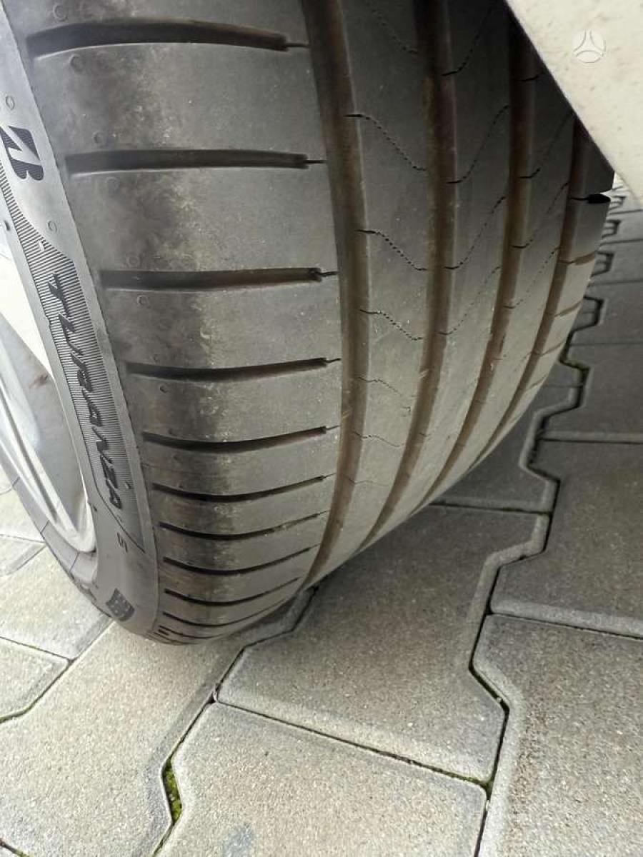 Pelēks Mercedes-Benz c-220 2014 Šauļi, ar dzinēja tilpumu 2.14 L un nobraukumu 203 tūkst. km par 8200 €, foto 18 vietnē AUTOMOTO.COM.LV