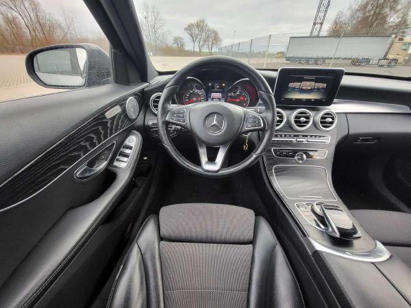 Grey Mercedes-Benz c-220 2015 in Marijampole, with an engine capacity of 2.20 L and mileage of 258 thousand km for 11450 €, photo 8 on AUTOMOTO.COM.LV