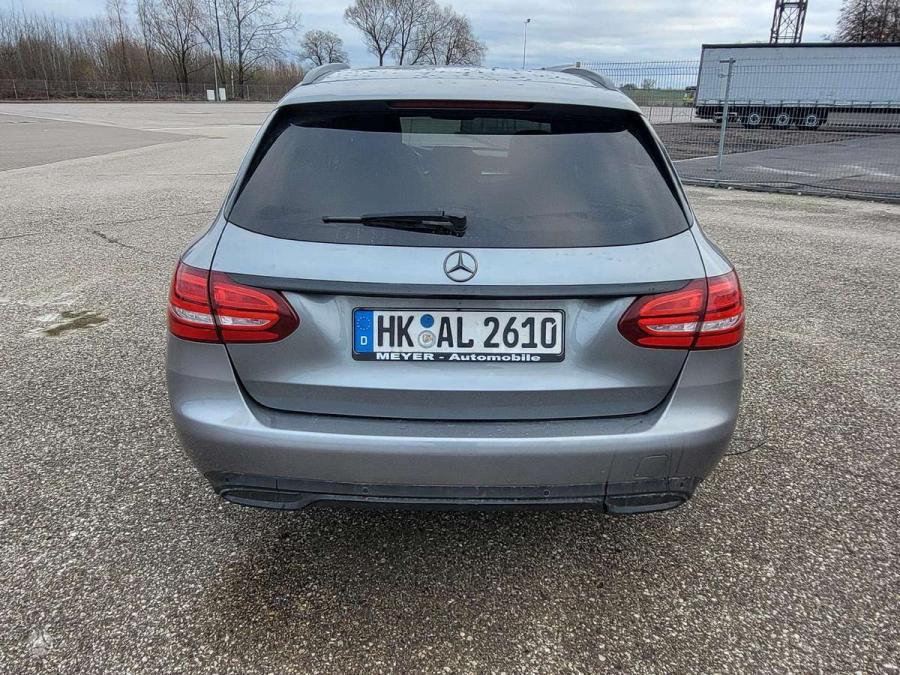 Pelēks Mercedes-Benz c-220 2015 Marijampole, ar dzinēja tilpumu 2.20 L un nobraukumu 258 tūkst. km par 11450 €, foto 21 vietnē AUTOMOTO.COM.LV