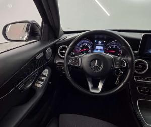 Pelēks Mercedes-Benz c-220 2015 Marijampole, ar dzinēja tilpumu 2.20 L un nobraukumu 257 tūkst. km par 11650 €, foto 13 vietnē AUTOMOTO.COM.LV
