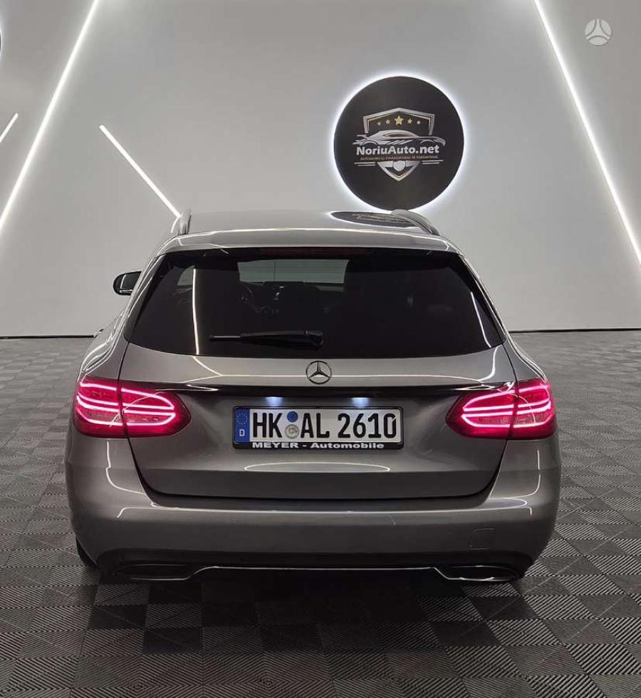 Pelēks Mercedes-Benz c-220 2015 Marijampole, ar dzinēja tilpumu 2.20 L un nobraukumu 257 tūkst. km par 11650 €, foto 24 vietnē AUTOMOTO.COM.LV