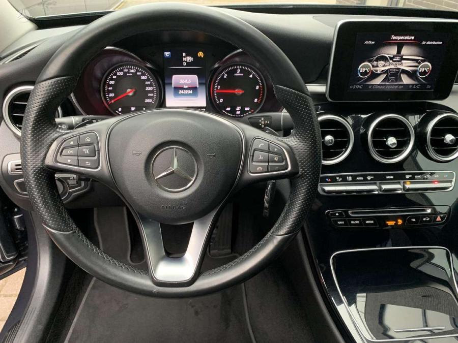 Grey Mercedes-Benz c-220 2015 in Marijampole, with an engine capacity of 2.14 L and mileage of 243 thousand km for 11999 €, photo 23 on AUTOMOTO.COM.LV