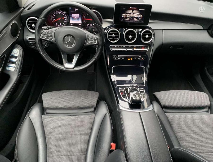 Grey Mercedes-Benz c-220 2015 in Marijampole, with an engine capacity of 2.14 L and mileage of 243 thousand km for 11999 €, photo 26 on AUTOMOTO.COM.LV