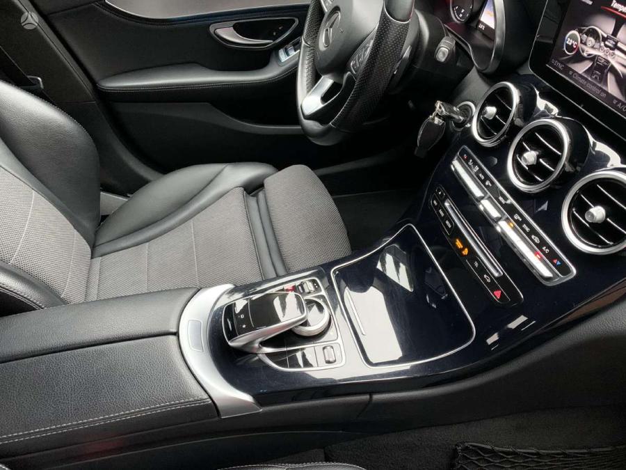 Grey Mercedes-Benz c-220 2015 in Marijampole, with an engine capacity of 2.14 L and mileage of 243 thousand km for 11999 €, photo 28 on AUTOMOTO.COM.LV