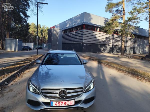 Pelēks Mercedes-Benz c-220 2015 Alīta, ar dzinēja tilpumu 2.20 L un nobraukumu 317 tūkst. km par 8650 €, foto 9 vietnē AUTOMOTO.COM.LV