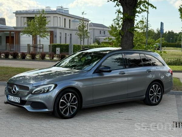 Серый Мерседес Ц 220 2015 в Рига, объемом двигателя 2.20 л и пробегом 276 тыс. км за 8990 €, фото 4 на AUTOMOTO.COM.LV