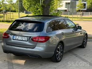 Pelēks Mercedes-Benz c-220 2015 Rīga, ar dzinēja tilpumu 2.20 L un nobraukumu 276 tūkst. km par 8990 €, foto 10 vietnē AUTOMOTO.COM.LV