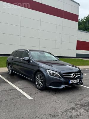 Grey Mercedes-Benz c-220 2015 in Riga, with an engine capacity of 2.20 L and mileage of 321 thousand km for 11200 €, photo  on AUTOMOTO.COM.LV