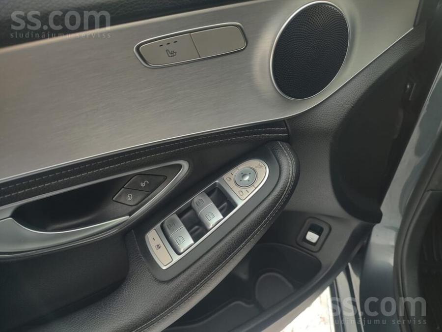 Pelēks Mercedes-Benz c-220 2015 Rīga, ar dzinēja tilpumu 2.20 L un nobraukumu 321 tūkst. km par 11200 €, foto 13 vietnē AUTOMOTO.COM.LV