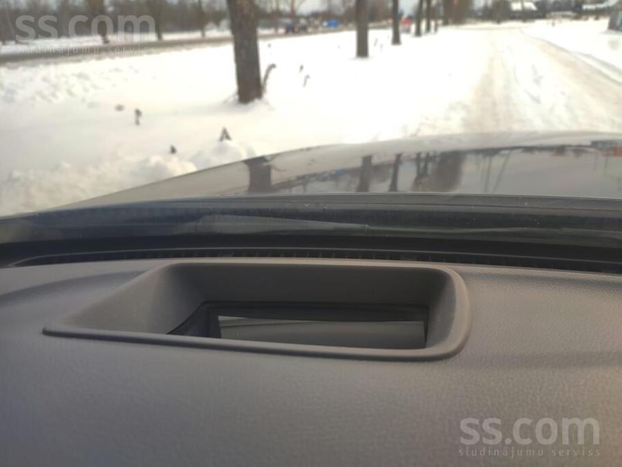Pelēks Mercedes-Benz c-220 2015 Rīga, ar dzinēja tilpumu 2.20 L un nobraukumu 321 tūkst. km par 11200 €, foto 20 vietnē AUTOMOTO.COM.LV