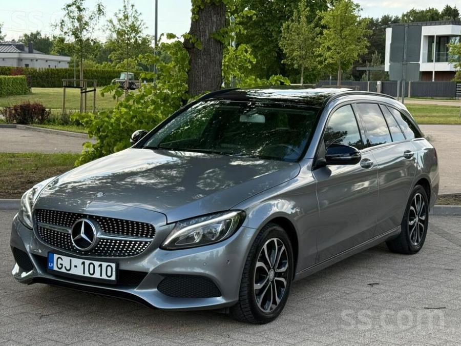 Серый Мерседес Ц 220 2015 в Рига, объемом двигателя 2.20 л и пробегом 276 тыс. км за 8990 €, фото 7 на AUTOMOTO.COM.LV