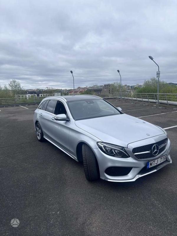 Grey Mercedes-Benz c-220 2015 in Vilnius, with an engine capacity of 2.14 L and mileage of 185 thousand km for 12500 €, photo 3 on AUTOMOTO.COM.LV