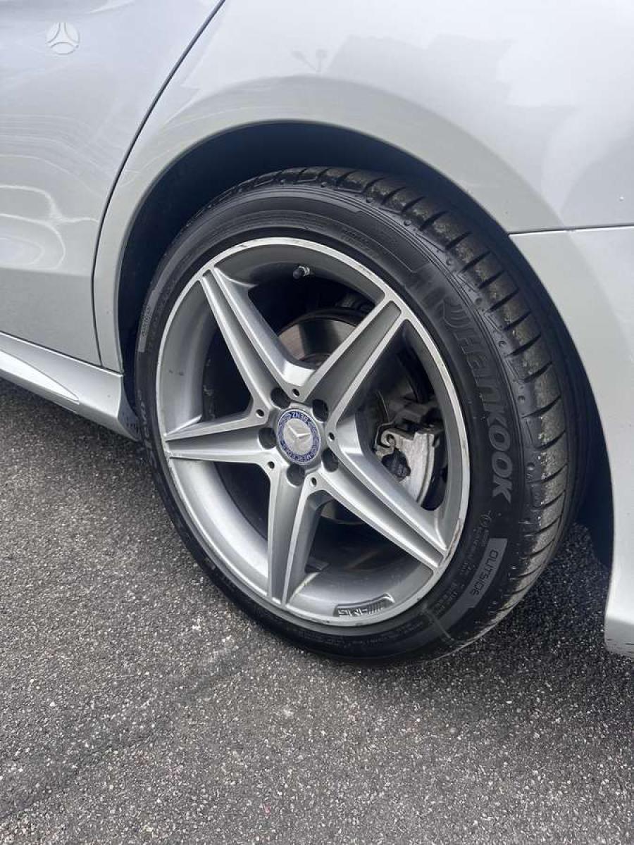 Pelēks Mercedes-Benz c-220 2015 Viļņa, ar dzinēja tilpumu 2.14 L un nobraukumu 185 tūkst. km par 12500 €, foto 9 vietnē AUTOMOTO.COM.LV