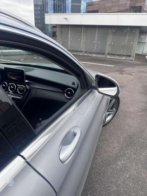 Pelēks Mercedes-Benz c-220 2015 Viļņa, ar dzinēja tilpumu 2.14 L un nobraukumu 185 tūkst. km par 12500 €, foto 11 vietnē AUTOMOTO.COM.LV