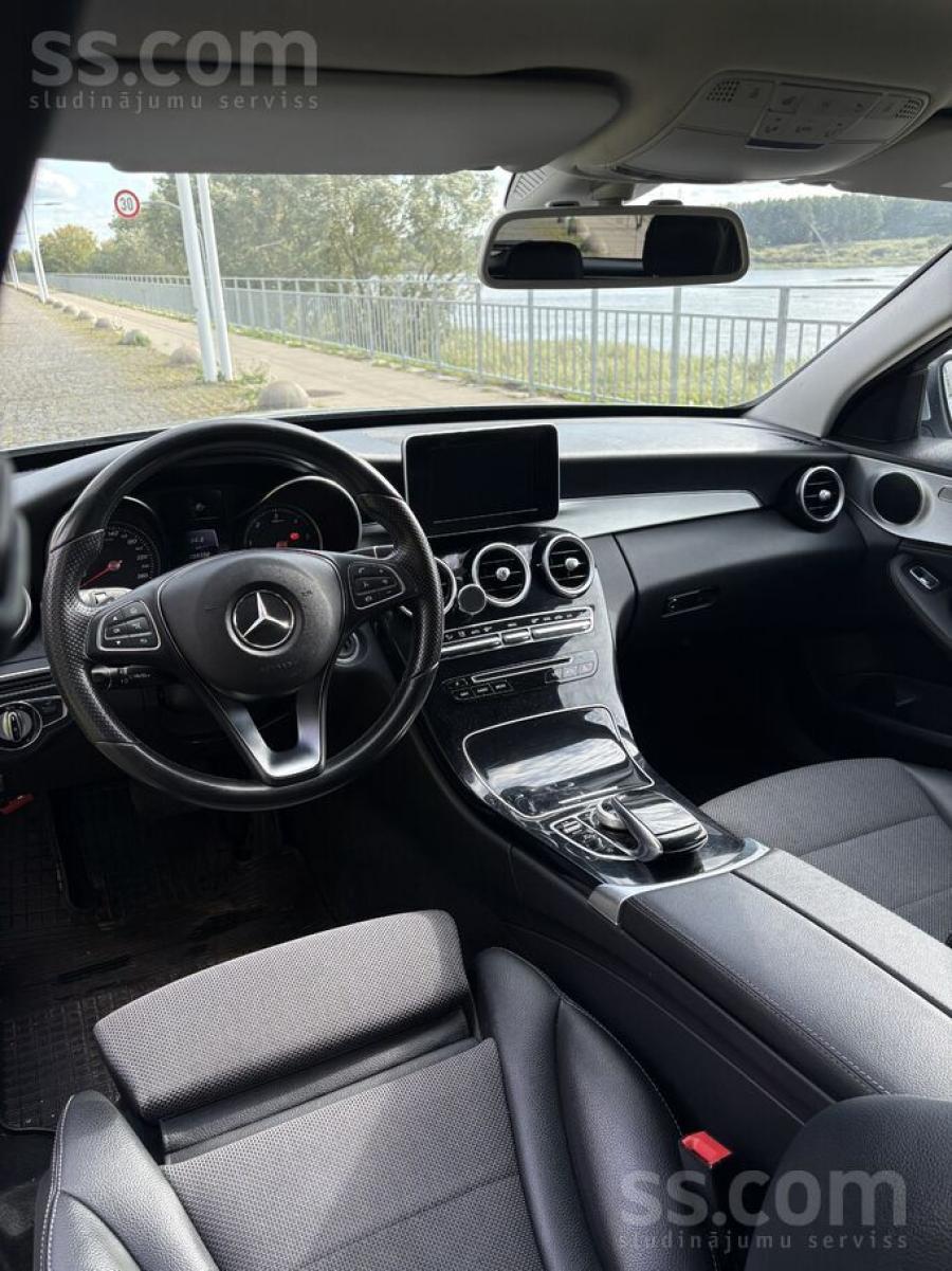 Grey Mercedes-Benz c-220 2015 in Riga, with an engine capacity of 2.20 L and mileage of 288 thousand km for 11200 €, photo 10 on AUTOMOTO.COM.LV