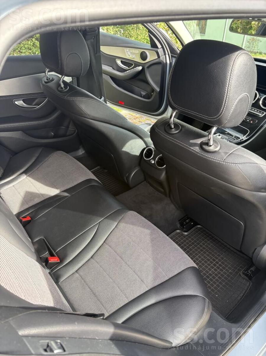 Grey Mercedes-Benz c-220 2015 in Riga, with an engine capacity of 2.20 L and mileage of 288 thousand km for 11200 €, photo 14 on AUTOMOTO.COM.LV