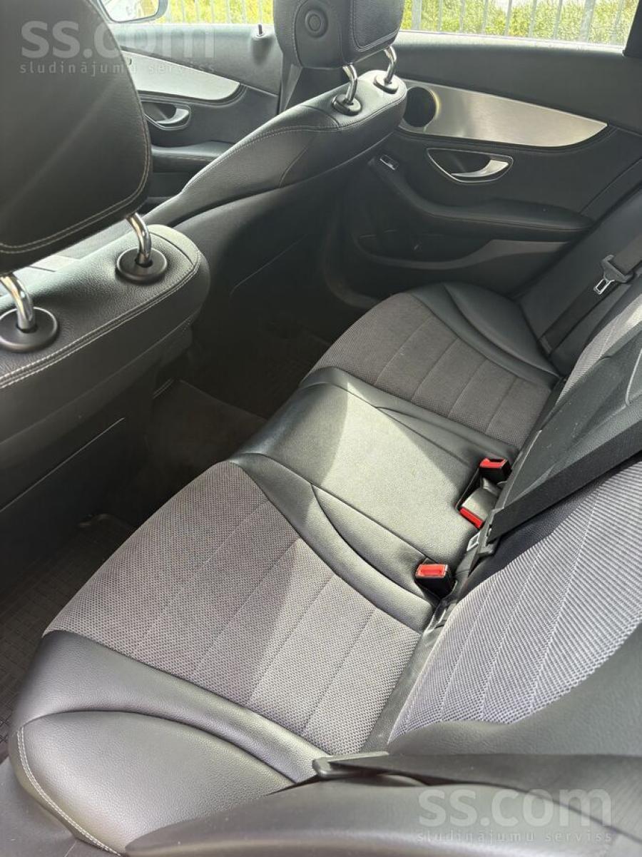 Grey Mercedes-Benz c-220 2015 in Riga, with an engine capacity of 2.20 L and mileage of 288 thousand km for 11200 €, photo 15 on AUTOMOTO.COM.LV