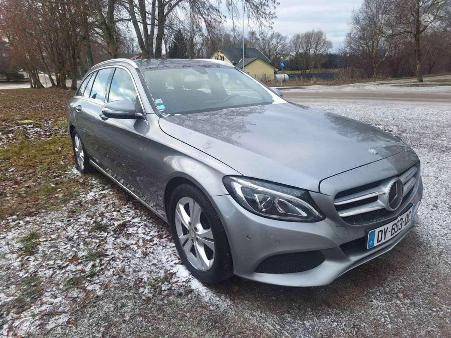 Grey Mercedes-Benz c-220 2016 in Kelme, with an engine capacity of 2.20 L and mileage of 295 thousand km for 5950 €, photo 1 on AUTOMOTO.COM.LV