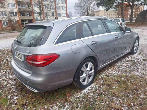 Pelēks Mercedes-Benz c-220 2016 Kelmė, ar dzinēja tilpumu 2.20 L un nobraukumu 295 tūkst. km par 5950 €, foto 2 vietnē AUTOMOTO.COM.LV
