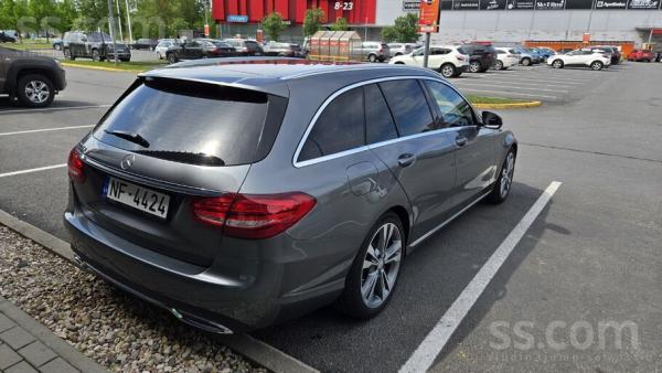 Grey Mercedes-Benz c-220 2016 in Riga, with an engine capacity of 2.20 L and mileage of 259 thousand km for 12500 €, photo 2 on AUTOMOTO.COM.LV