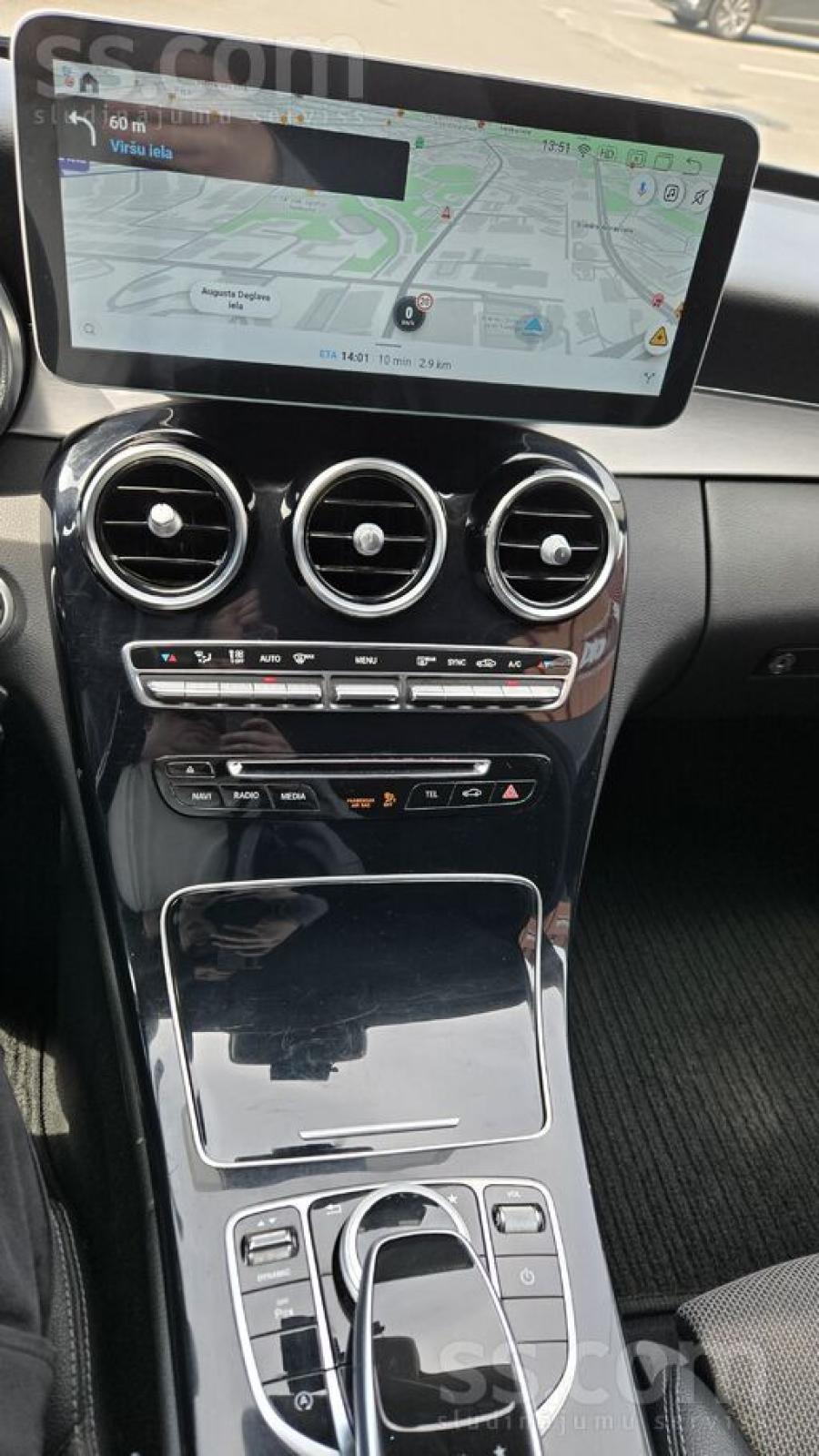 Pelēks Mercedes-Benz c-220 2016 Rīga, ar dzinēja tilpumu 2.20 L un nobraukumu 259 tūkst. km par 12500 €, foto 9 vietnē AUTOMOTO.COM.LV