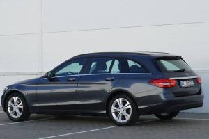 Pelēks Mercedes-Benz c-220 2016 Rīga, ar dzinēja tilpumu 2.20 L un nobraukumu 273 tūkst. km par 9900 €, foto 9 vietnē AUTOMOTO.COM.LV