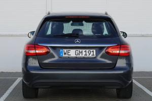 Pelēks Mercedes-Benz c-220 2016 Rīga, ar dzinēja tilpumu 2.20 L un nobraukumu 273 tūkst. km par 9900 €, foto 11 vietnē AUTOMOTO.COM.LV