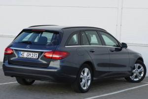 Pelēks Mercedes-Benz c-220 2016 Rīga, ar dzinēja tilpumu 2.20 L un nobraukumu 273 tūkst. km par 9900 €, foto 12 vietnē AUTOMOTO.COM.LV