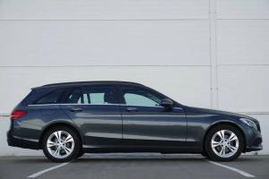 Pelēks Mercedes-Benz c-220 2016 Rīga, ar dzinēja tilpumu 2.20 L un nobraukumu 273 tūkst. km par 9900 €, foto 14 vietnē AUTOMOTO.COM.LV