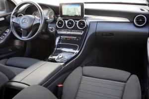 Pelēks Mercedes-Benz c-220 2016 Rīga, ar dzinēja tilpumu 2.20 L un nobraukumu 273 tūkst. km par 9900 €, foto 20 vietnē AUTOMOTO.COM.LV