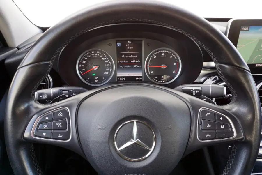 Pelēks Mercedes-Benz c-220 2016 Rīga, ar dzinēja tilpumu 2.20 L un nobraukumu 273 tūkst. km par 9900 €, foto 25 vietnē AUTOMOTO.COM.LV