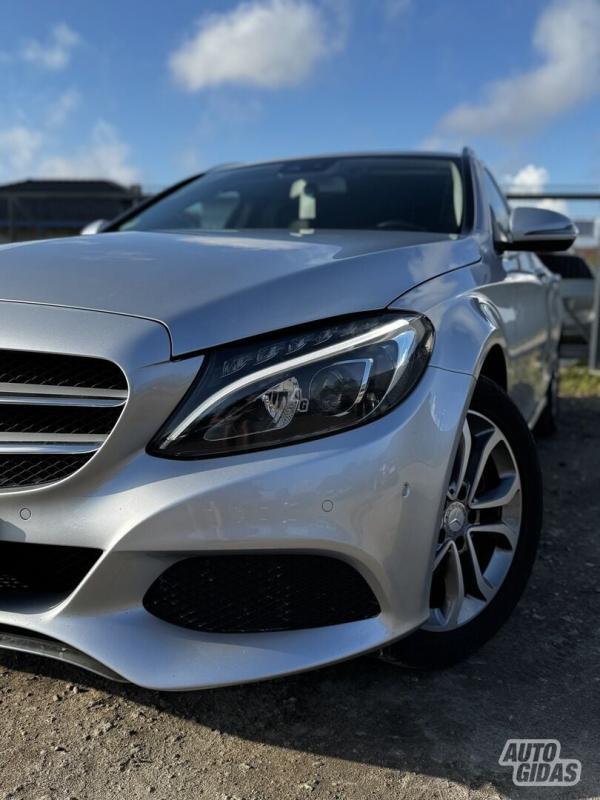 Grey Mercedes-Benz c-220 2016 in Klaipeda, with an engine capacity of 2.10 L and mileage of 231 thousand km for 14750 €, photo 2 on AUTOMOTO.COM.LV