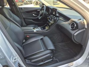 Pelēks Mercedes-Benz c-220 2016 Utena, ar dzinēja tilpumu 2.14 L un nobraukumu 263 tūkst. km par 8990 €, foto 14 vietnē AUTOMOTO.COM.LV