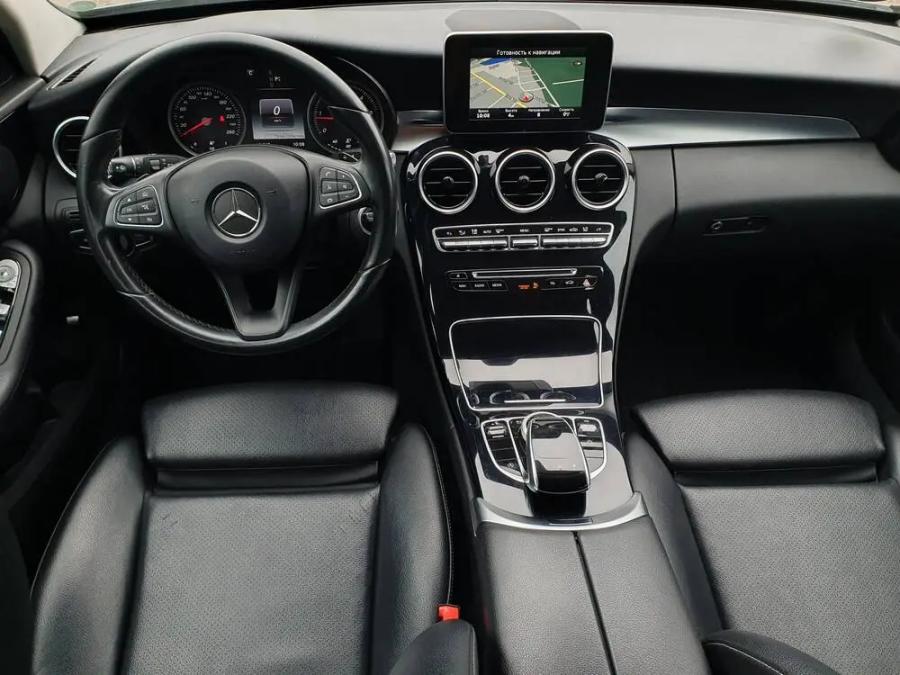 Pelēks Mercedes-Benz c-220 2016 Jelgava, ar dzinēja tilpumu 2.20 L un nobraukumu 300 tūkst. km par 8950 €, foto 13 vietnē AUTOMOTO.COM.LV
