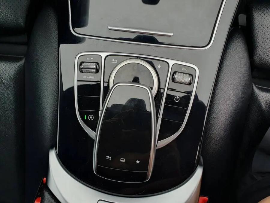 Pelēks Mercedes-Benz c-220 2016 Jelgava, ar dzinēja tilpumu 2.20 L un nobraukumu 300 tūkst. km par 8950 €, foto 18 vietnē AUTOMOTO.COM.LV