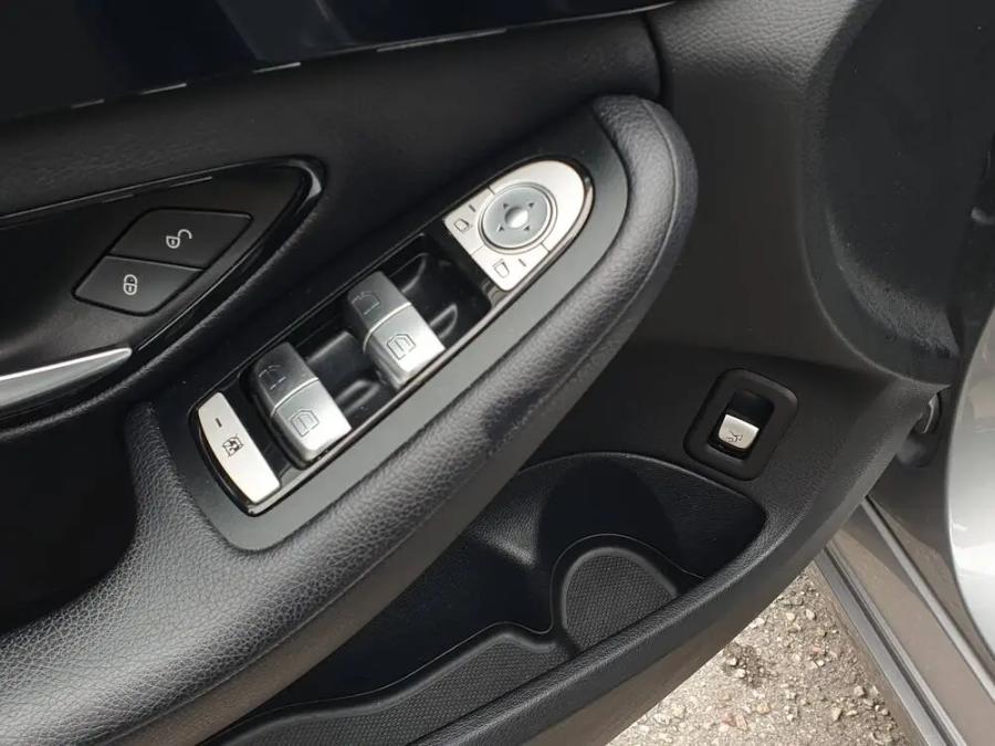 Pelēks Mercedes-Benz c-220 2016 Jelgava, ar dzinēja tilpumu 2.20 L un nobraukumu 300 tūkst. km par 8950 €, foto 22 vietnē AUTOMOTO.COM.LV