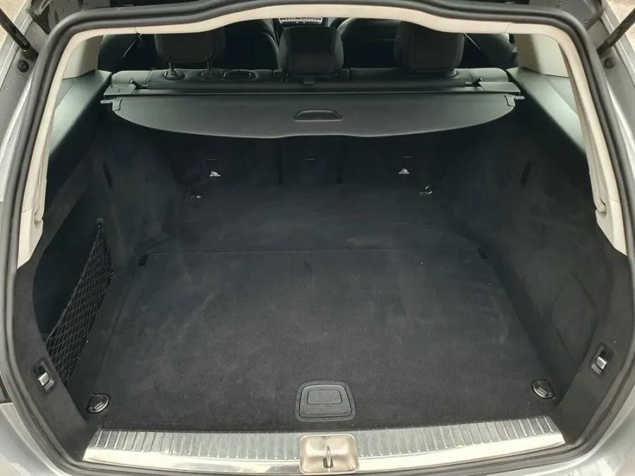 Pelēks Mercedes-Benz c-220 2016 Jelgava, ar dzinēja tilpumu 2.20 L un nobraukumu 300 tūkst. km par 8950 €, foto 26 vietnē AUTOMOTO.COM.LV