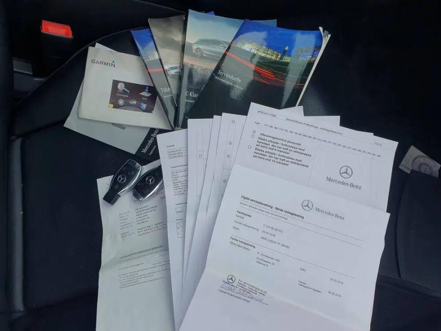 Pelēks Mercedes-Benz c-220 2016 Jelgava, ar dzinēja tilpumu 2.20 L un nobraukumu 300 tūkst. km par 8950 €, foto 27 vietnē AUTOMOTO.COM.LV