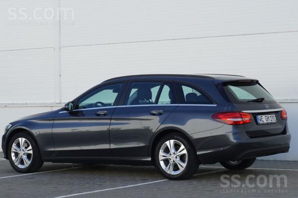 Grey Mercedes-Benz c-220 2016 in Riga, with an engine capacity of 2.20 L and mileage of 273 thousand km for 9900 €, photo 8 on AUTOMOTO.COM.LV