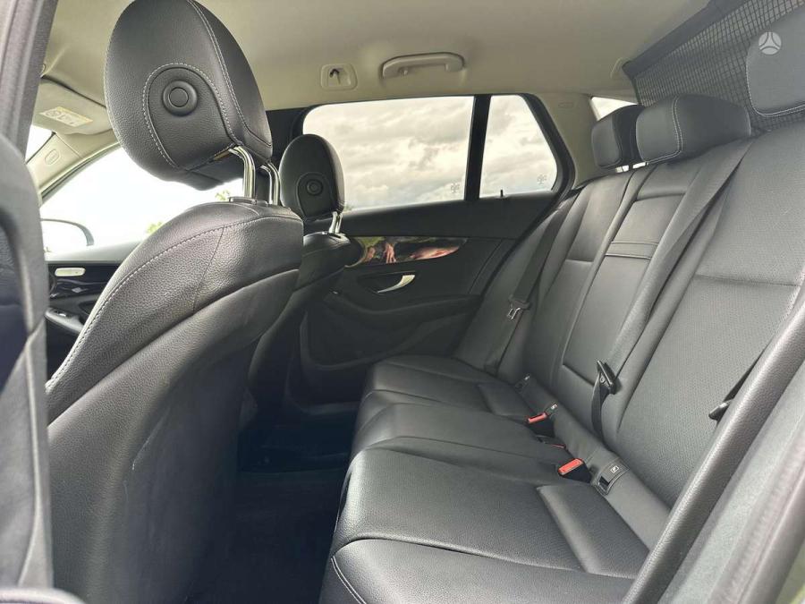 Pelēks Mercedes-Benz c-220 2016 Šauļi, ar dzinēja tilpumu 2.14 L un nobraukumu 277 tūkst. km par 11500 €, foto 10 vietnē AUTOMOTO.COM.LV