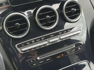 Pelēks Mercedes-Benz c-220 2016 Šauļi, ar dzinēja tilpumu 2.14 L un nobraukumu 277 tūkst. km par 11500 €, foto 15 vietnē AUTOMOTO.COM.LV