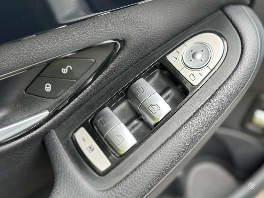 Pelēks Mercedes-Benz c-220 2016 Šauļi, ar dzinēja tilpumu 2.14 L un nobraukumu 277 tūkst. km par 11500 €, foto 18 vietnē AUTOMOTO.COM.LV