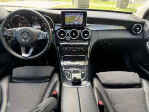 Grey Mercedes-Benz c-220 2016 in Vilnius, with an engine capacity of 2.14 L and mileage of 300 thousand km for 10300 €, photo 12 on AUTOMOTO.COM.LV